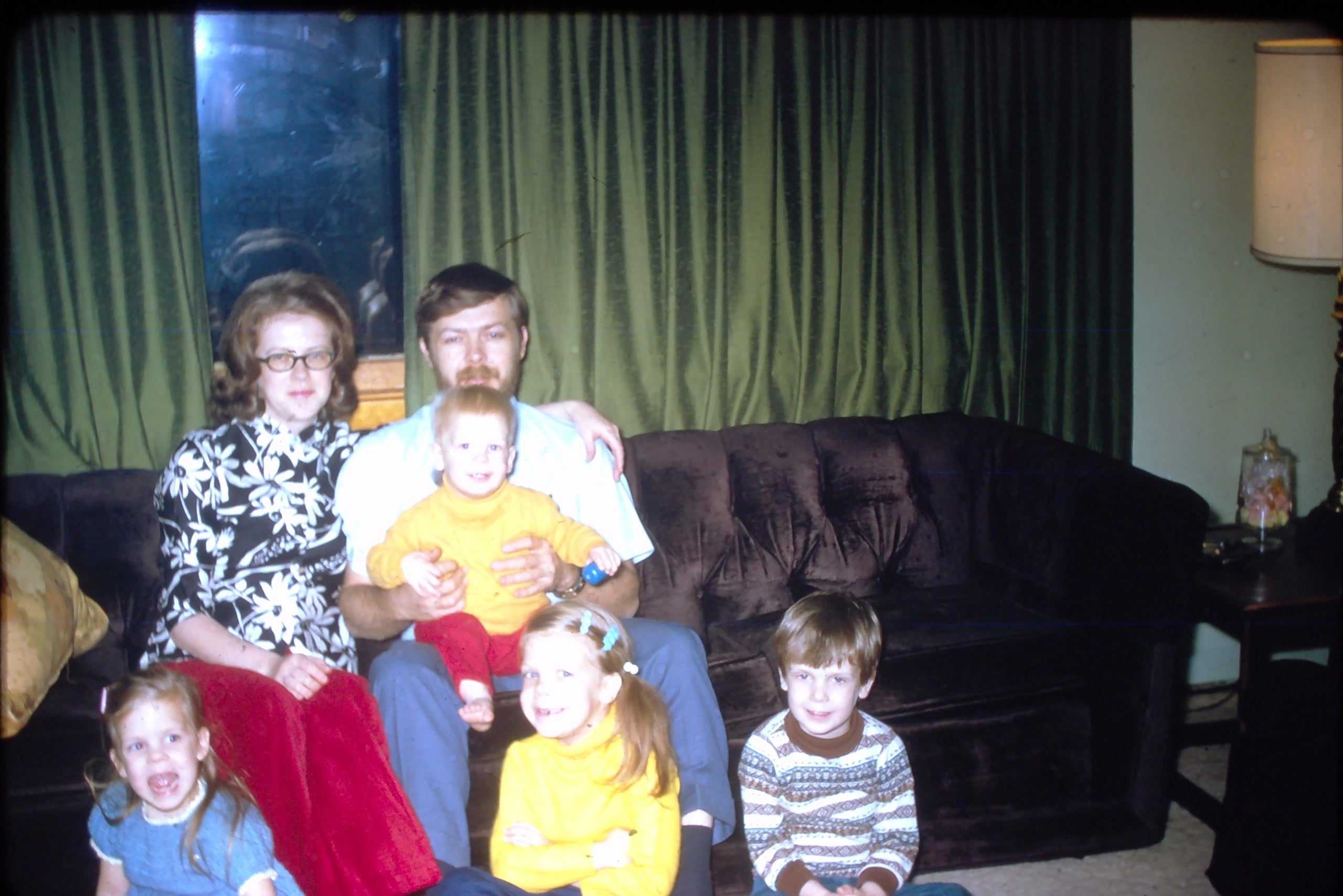 Family Memories Quotes: Timeless Words About Home, Love, and Belonging ...