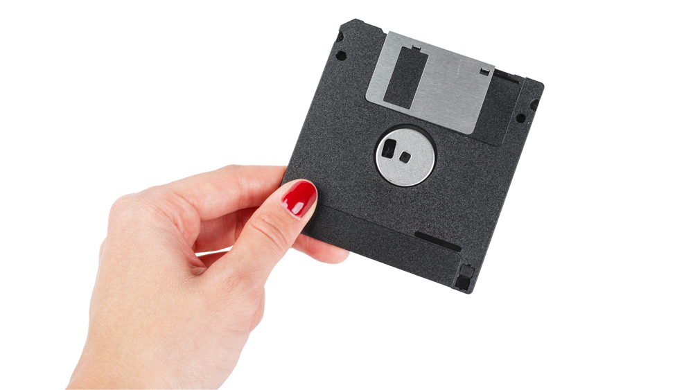 Floppy Disk Sizes: 3.5 Inch vs 5.25 Inch Guide – Heirloom